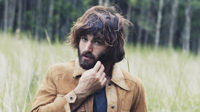 Angus Stone - Music.lt
