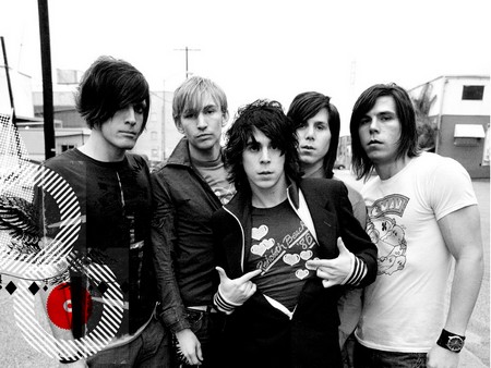 Family Force 5 - Music.lt