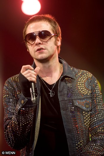 Tom Meighan - Music.lt